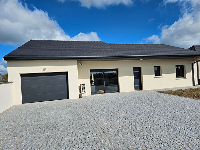 Maison à vendre - Espinasse-Vozelle - 5 pièces - 3 chambres