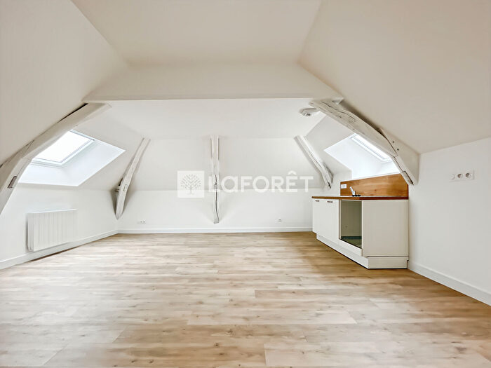 La Salle-de-Vihiers : Appartement 2 pièces à louer