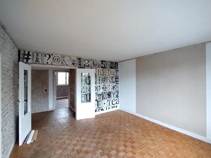 Appartement à vendre - Aubergenville - 4 pièces - 3 chambres