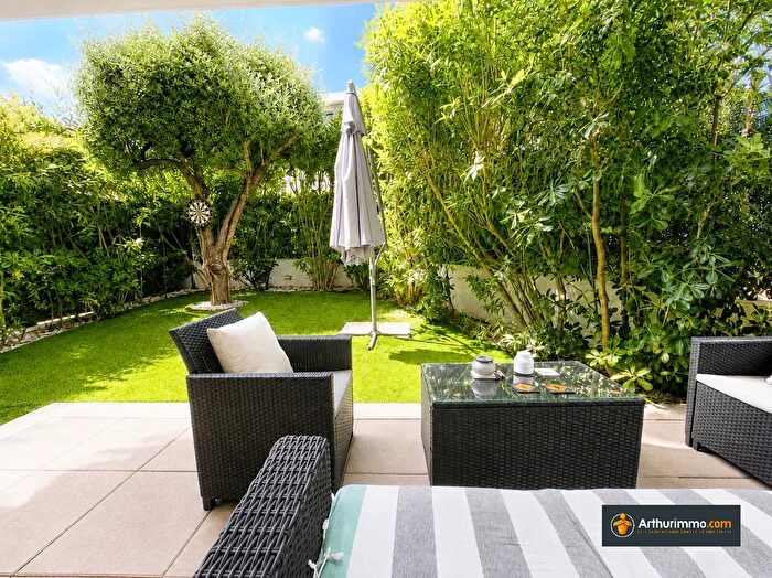 Nice, Parc Impérial, Le Piol : Appartement 2 pièces à vendre
