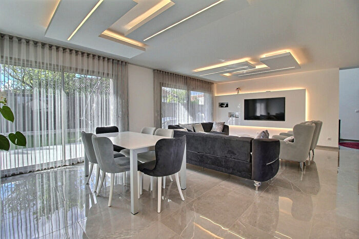 Maison à vendre - Reims, Barbâtre - 6 pièces - 4 chambres