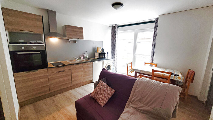 Saint-Jean-du-Bruel - Appartement 2 pièces à louer