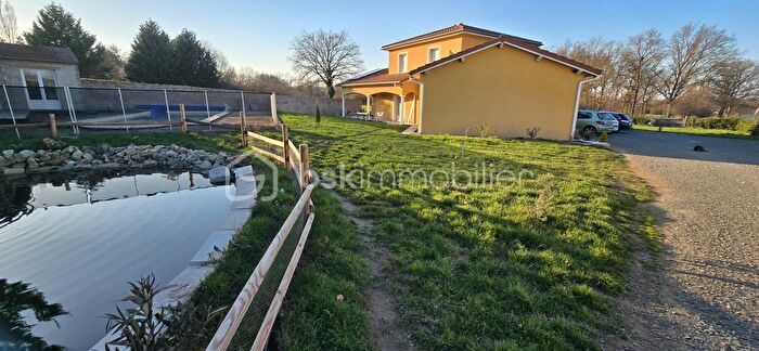 Maison à vendre - Mizérieux - 7 pièces - 5 chambres