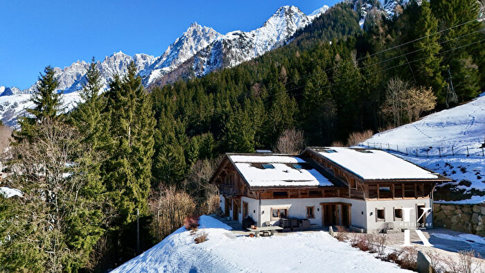 Maison à vendre - Les Houches - 8 pièces - 5 chambres