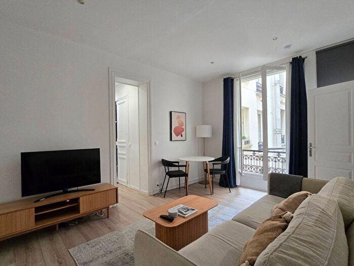 Appartement 2 pièces à Chaillot, Paris 16ème arrondissement, à louer