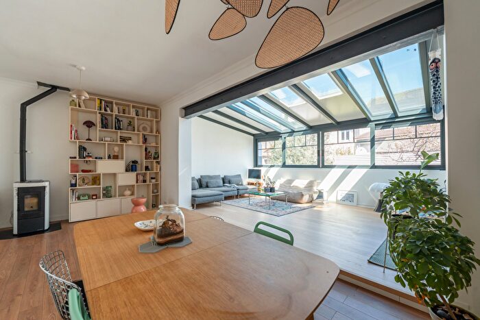 Maison à vendre - La Courneuve - 5 pièces - 3 chambres