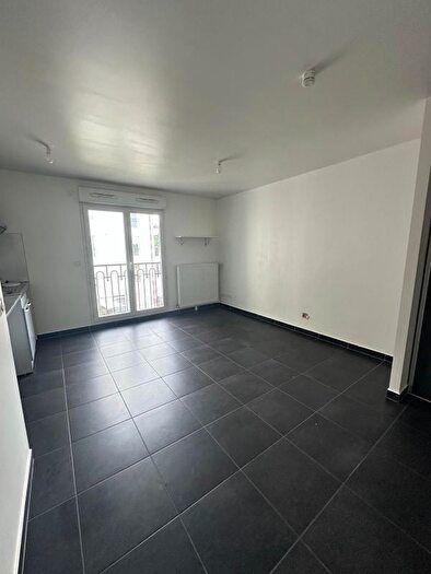 Appartement 1 pièce à Noisy-le-Grand, Sud, à louer
