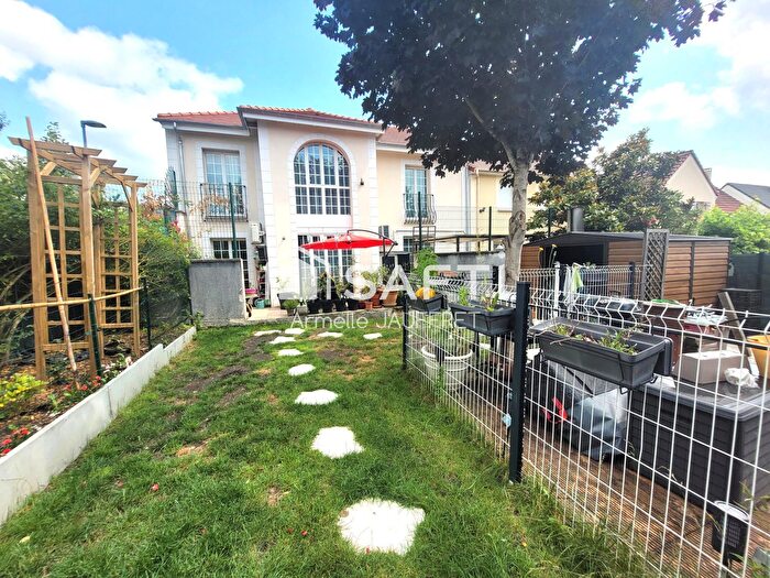 Maison à vendre - Montmagny, Lévriers, Carnot, Plante des Champs, Hameau des Noyers - 6 pièces - 5 chambres