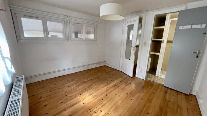 Appartement à vendre - Clermont-Ferrand, Vallières, Sallins, Poncillon - 3 pièces - 2 chambres