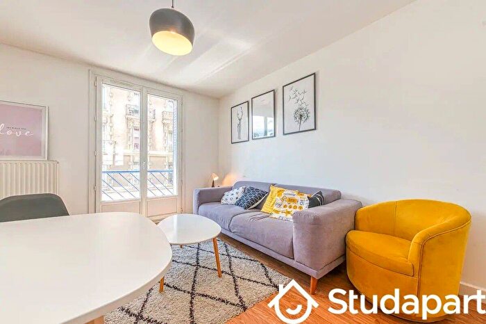 Appartement à louer - Berriat-Ampere, Grenoble - 1 pièce - 3 chambres