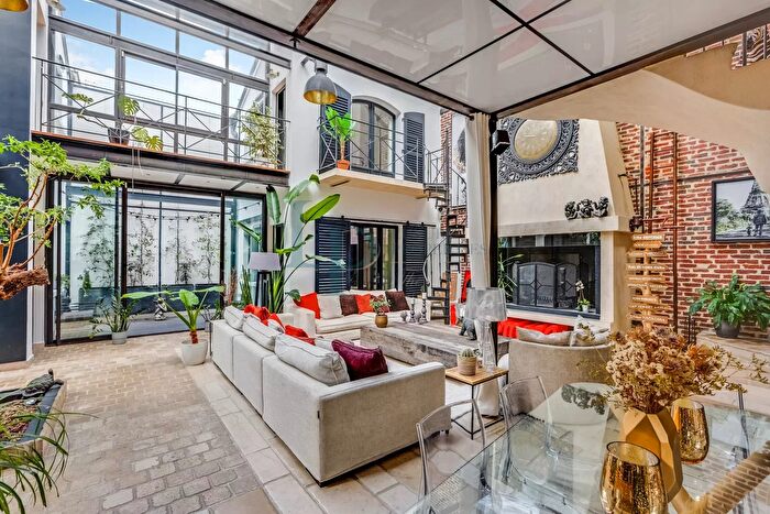 Courbevoie, Bécon - Maison 7 pièces à vendre