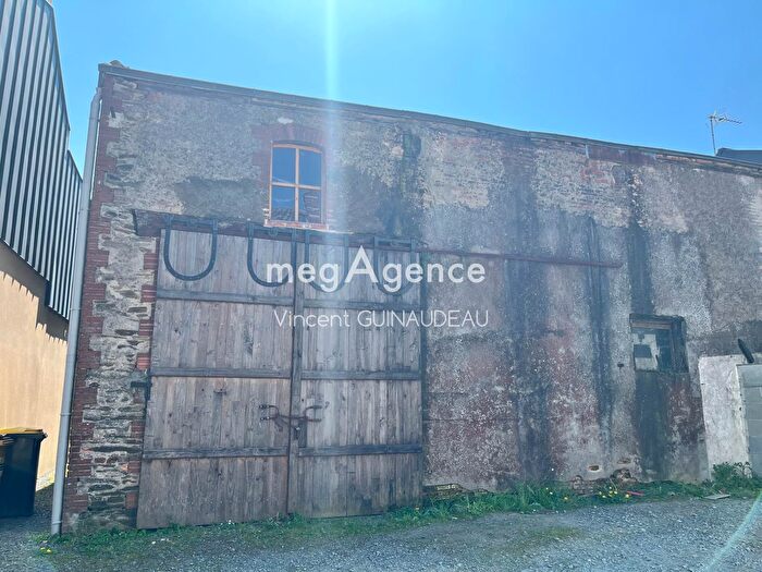 Maison à vendre - Bégrolles-en-Mauges - 1 pièce - 1 chambre