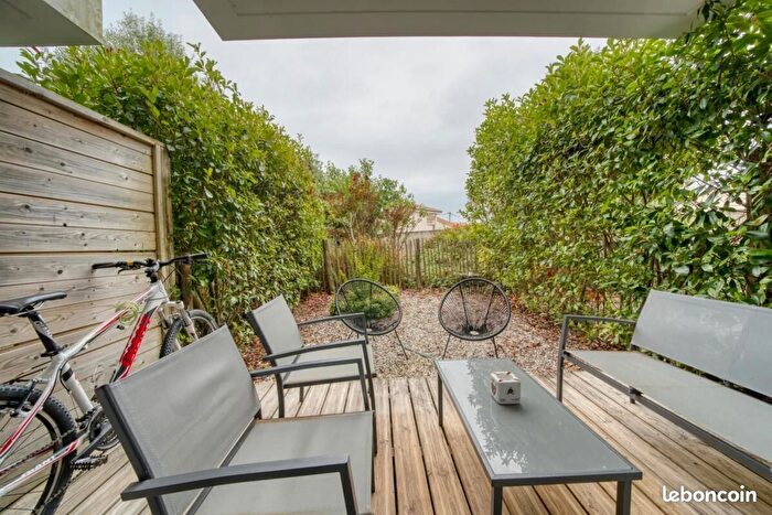 Appartement 1 pièce à vendre à La Rochelle, Centre-ville, Vieux-port, Marché