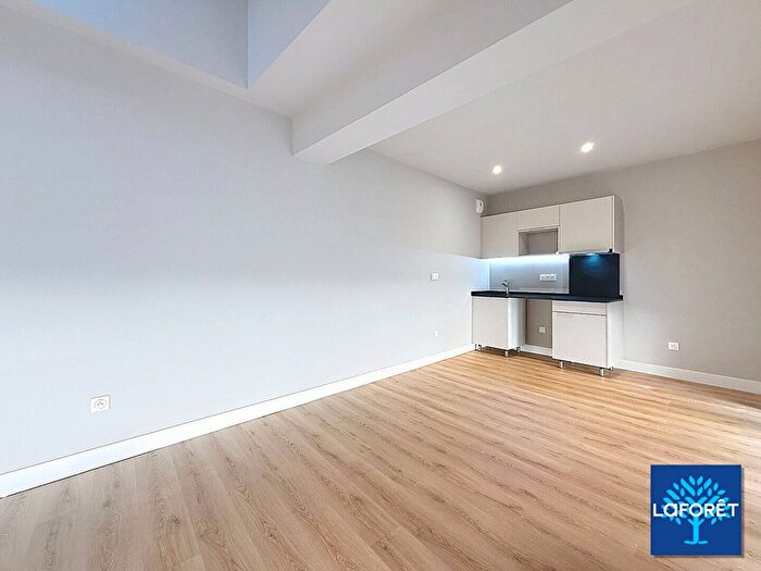 Appartement à louer - Centre Ville, Blois - 2 pièces - 1 chambre