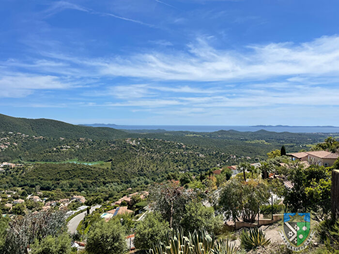 La Londe-les-Maures, Valcros, Alicastre, Haut Pansard, Bas Pansard, Le Pin : Maison 6 pièces à vendre