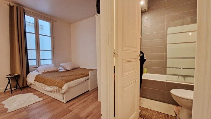 Paris 17ème, La Fourche, Guy Moquet - Appartement 1 pièce à vendre