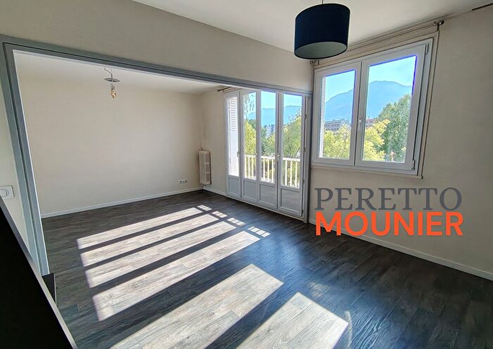 Appartement 4 pièces à Grenoble, Bajatière, à vendre