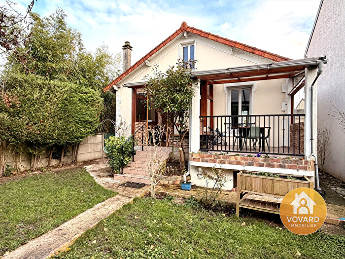 Maison à vendre - Saint-Brice-sous-Forêt, Centre-ville, Clos - 4 pièces - 3 chambres