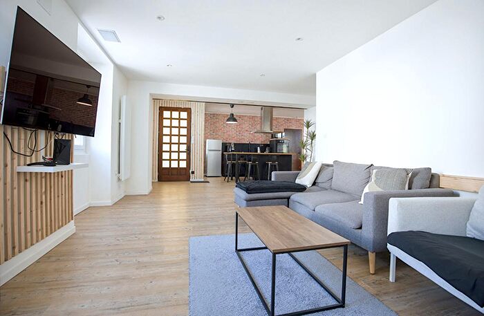 Maison à vendre - Les Clouzeaux - 3 pièces - 2 chambres