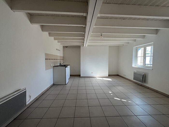 Appartement 2 pièces à Châlons-en-Champagne, Centre-ville, à louer