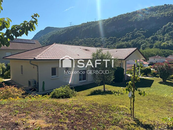 Maison à vendre - Saint-Quentin-sur-Isère - 4 pièces - 3 chambres