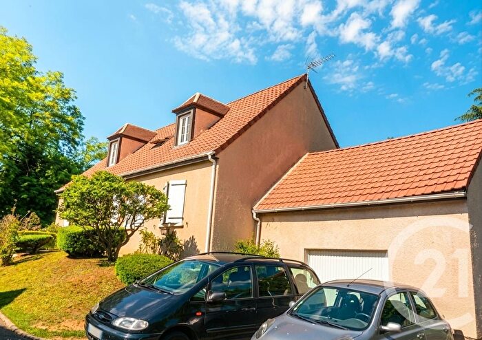 Maison 5 pièces à Vallangoujard, à vendre