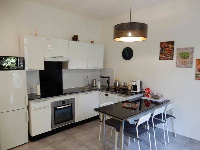 Saint-Pierre-De-Féric, Nice : Appartement 2 pièces à louer