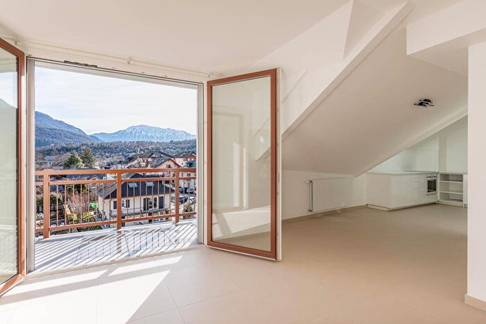 Appartement à louer - Doussard - 2 pièces - 1 chambre