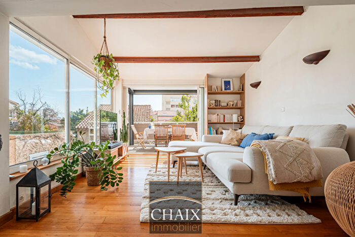 Maison à vendre - La Ciotat - 6 pièces - 5 chambres