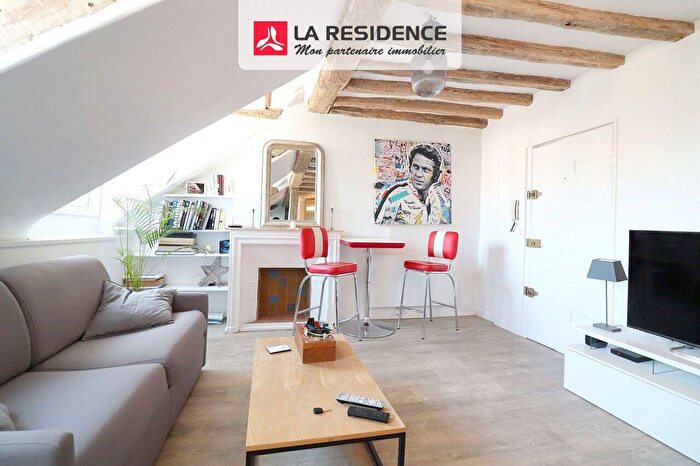 Appartement à louer - Versailles - 2 pièces - 1 chambre