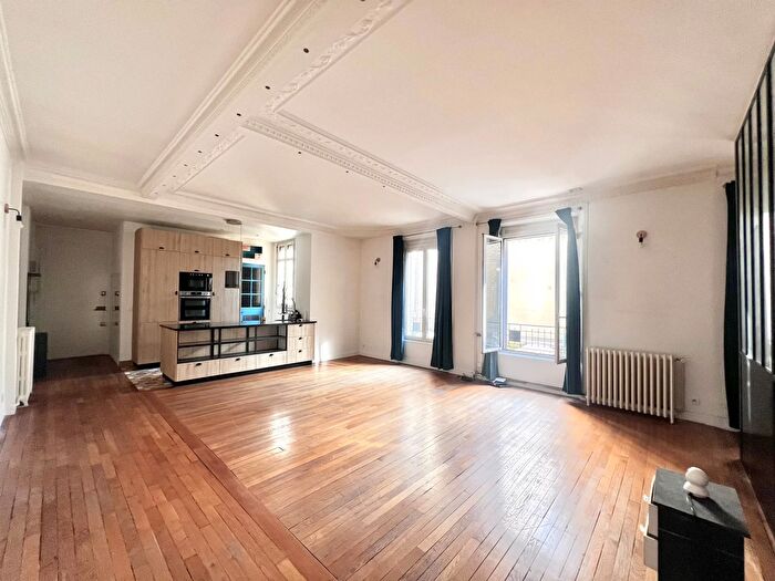 Appartement à vendre - Asnières-sur-Seine, Gresillons, Voltaire - 3 pièces - 2 chambres