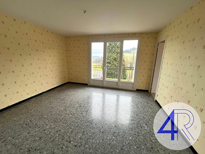 Maison à louer - Les Ardillats - 4 pièces - 3 chambres