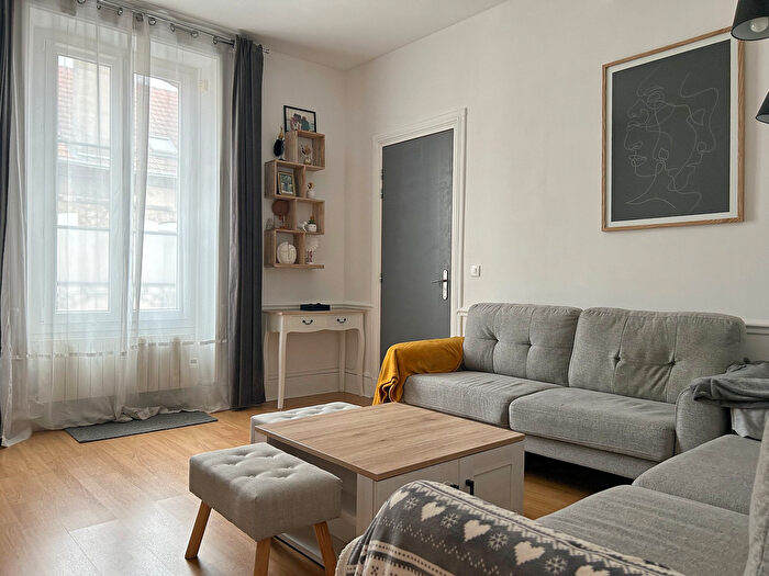 Appartement à vendre - Dreux, Centre-ville - 3 pièces - 2 chambres