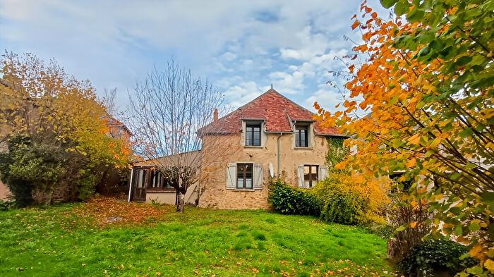 Maison à vendre - Saint-Benoît-du-Sault - 6 pièces - 4 chambres