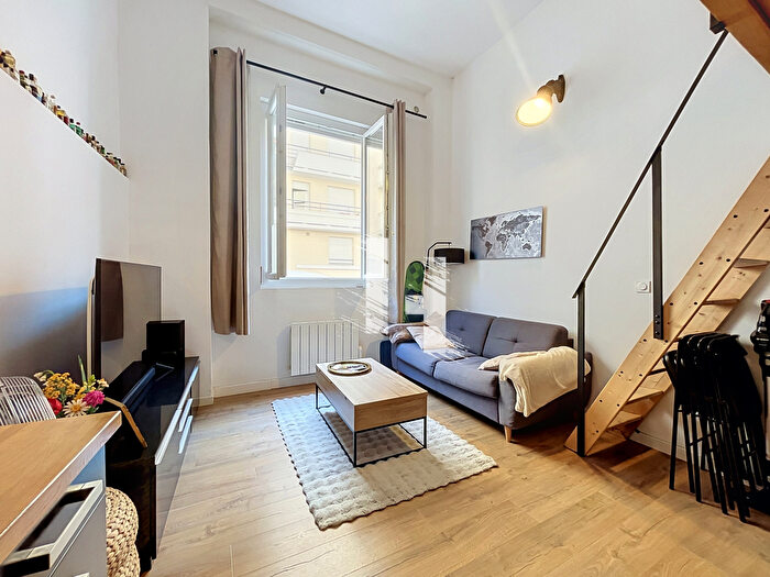 Villeurbanne, République, Tolstoi : Appartement 2 pièces à louer