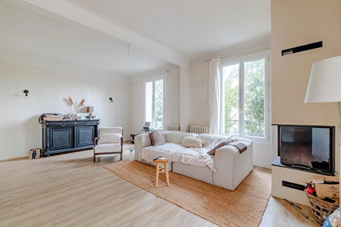 Maison à vendre - Brunoy, Sud - 8 pièces - 4 chambres