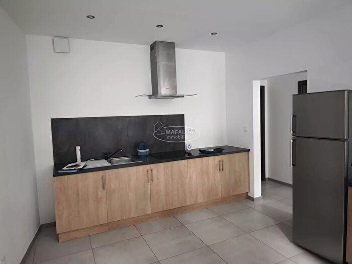 Cluses, Centre-ville : Appartement 2 pièces à louer