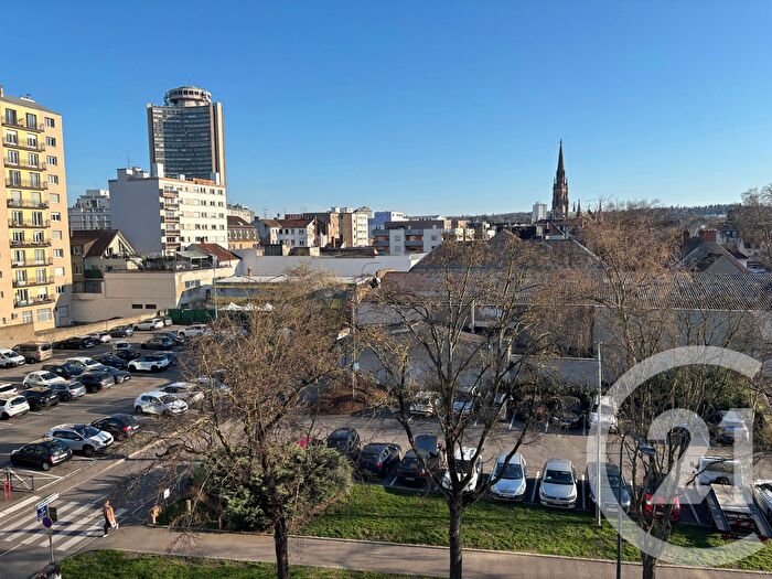 Appartement à louer - Mulhouse, Franklin Fridolin - 4 pièces - 3 chambres