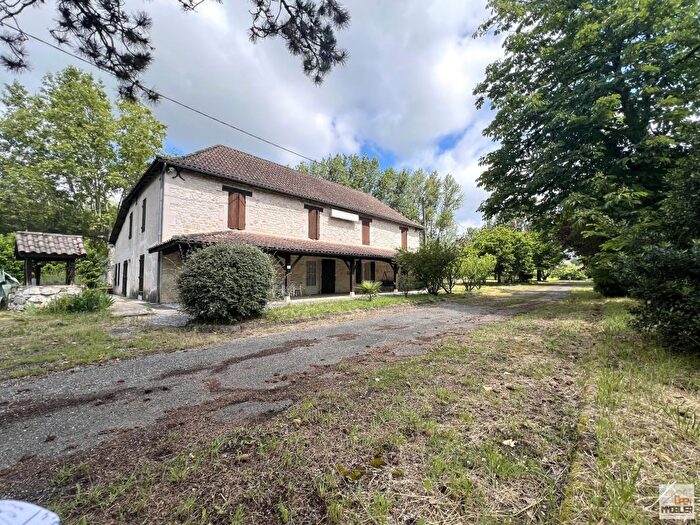 Maison à vendre - Trentels - 10 pièces - 7 chambres