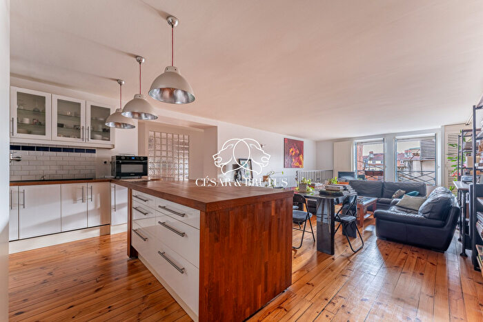 Appartement 5 pièces à Lyon 1er, Haut, Coeur des Pentes, à vendre