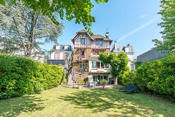 Maison 7 pièces à Nogent-sur-Marne, Nogent Village, à vendre