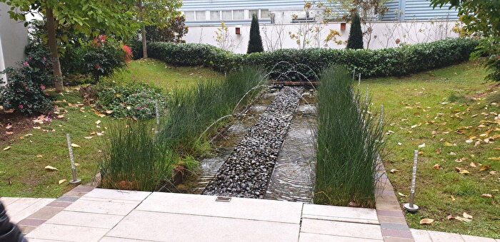 Appartement à louer - Centre Ville, Suresnes - 3 pièces - 2 chambres