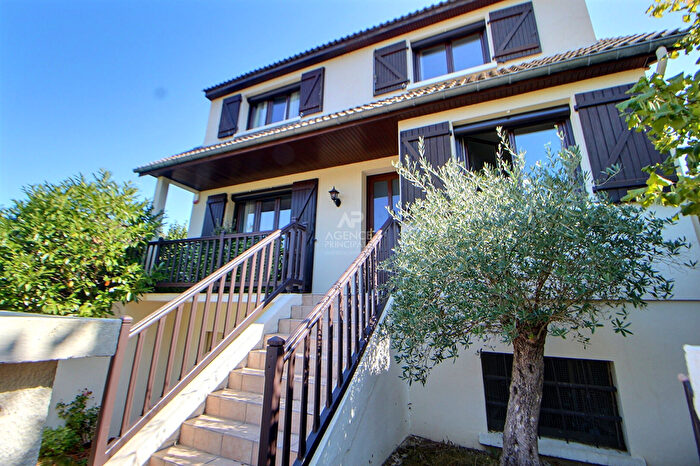 Maison à vendre - Verneuil-sur-Seine, Aulnay Mallo, Gros Chênes, Chemin vert, Parc Noir - 6 pièces - 4 chambres