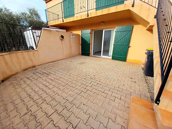 Appartement à louer - Craus, La Fare-les-Oliviers - 1 pièce