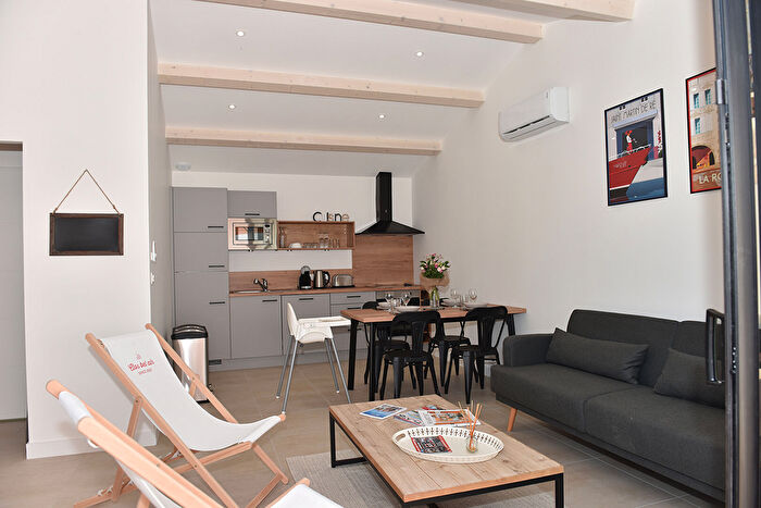 Maison à louer - Saint-Vivien - 3 pièces - 2 chambres