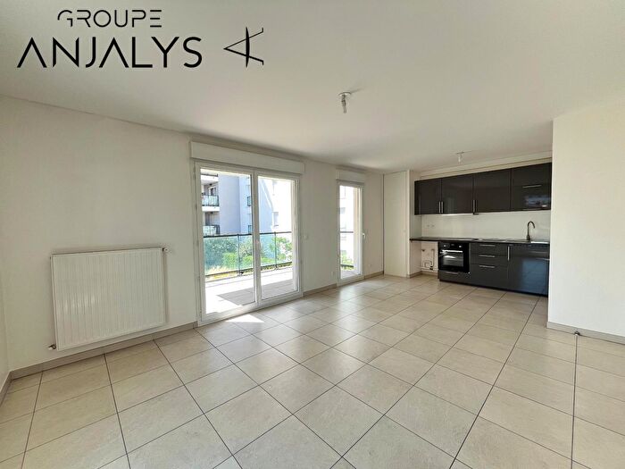 Appartement 4 pièces à Villeurbanne, Grand Clément, à louer