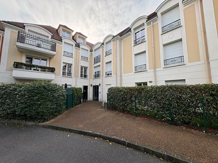 Plaisir, Centre-ville, Château - Appartement 2 pièces à vendre