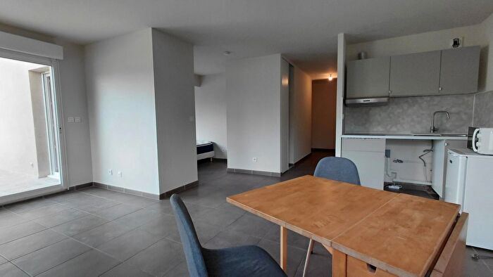 Appartement 2 pièces à louer à Pélissanne