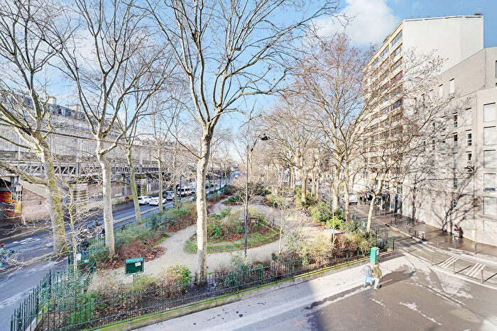 Appartement à vendre - Paris e , La Chapelle, Marx Dormoy - 4 pièces - 2 chambres