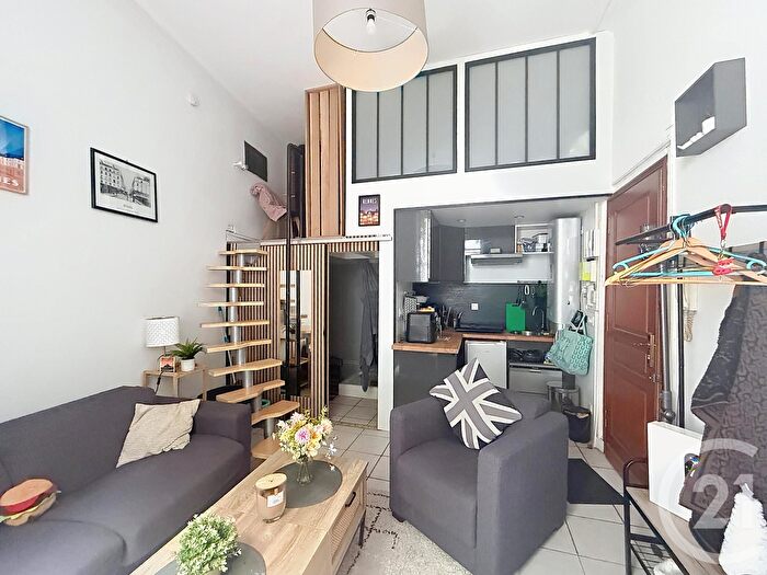 Quartiers Centre, Colombier : Appartement 1 pièce à vendre